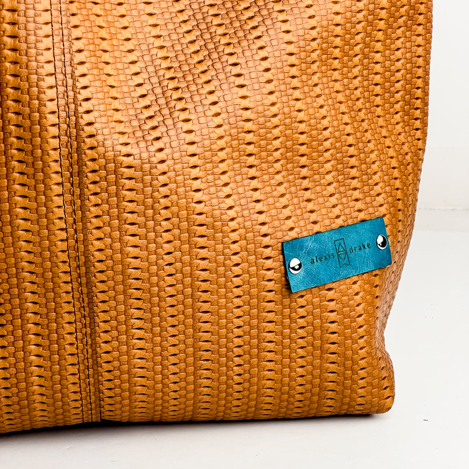 Alexis Drake | Luxury Leather Handbags + Accessories